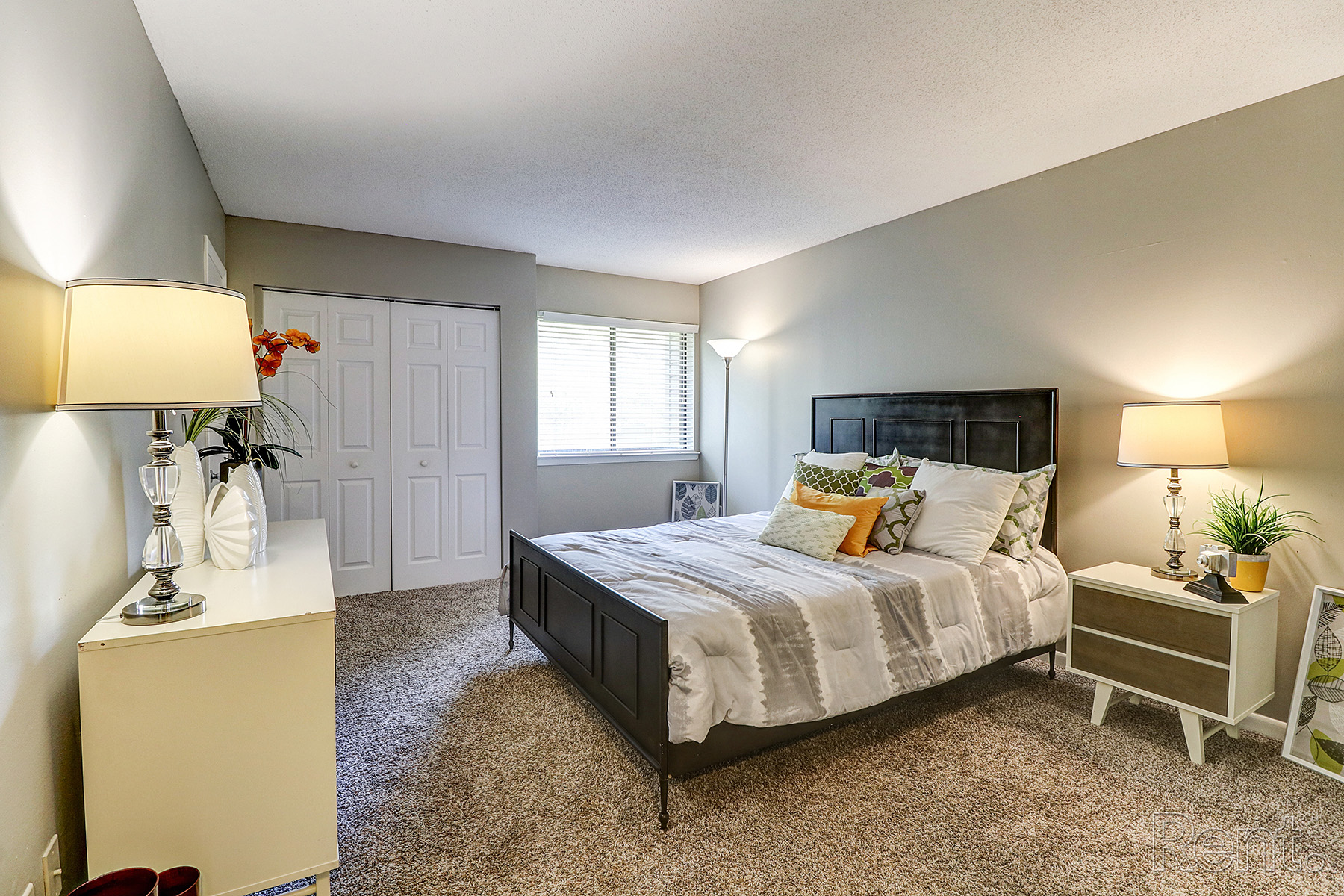 Gallery - 100 Inverness